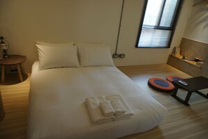 Through A Path (Taiwan, City of Tainan, West Central District), otel  Tainan'dan