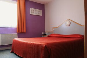 Fasthotel Vendôme (Centre-Val de Loire, Loir-et-Cher, Arrondissement de Vendôme, Saint-Ouen, Route de Paris), otel