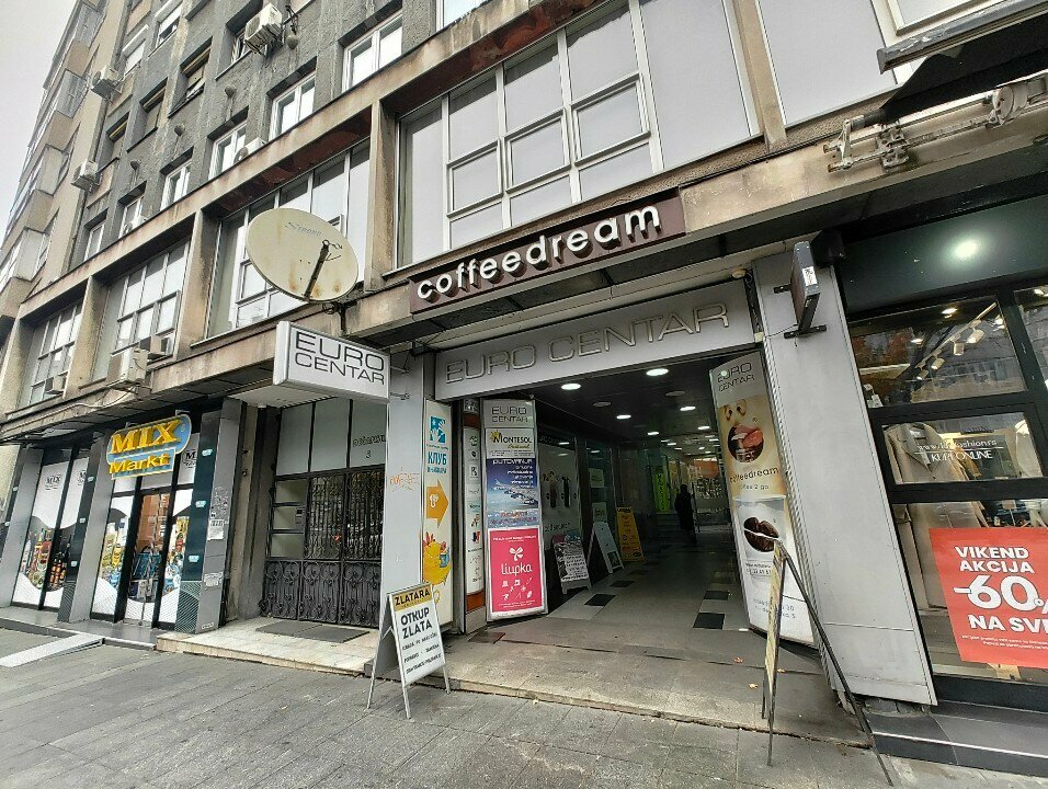 Enstrüman mağazaları Mix, Belgrad, foto