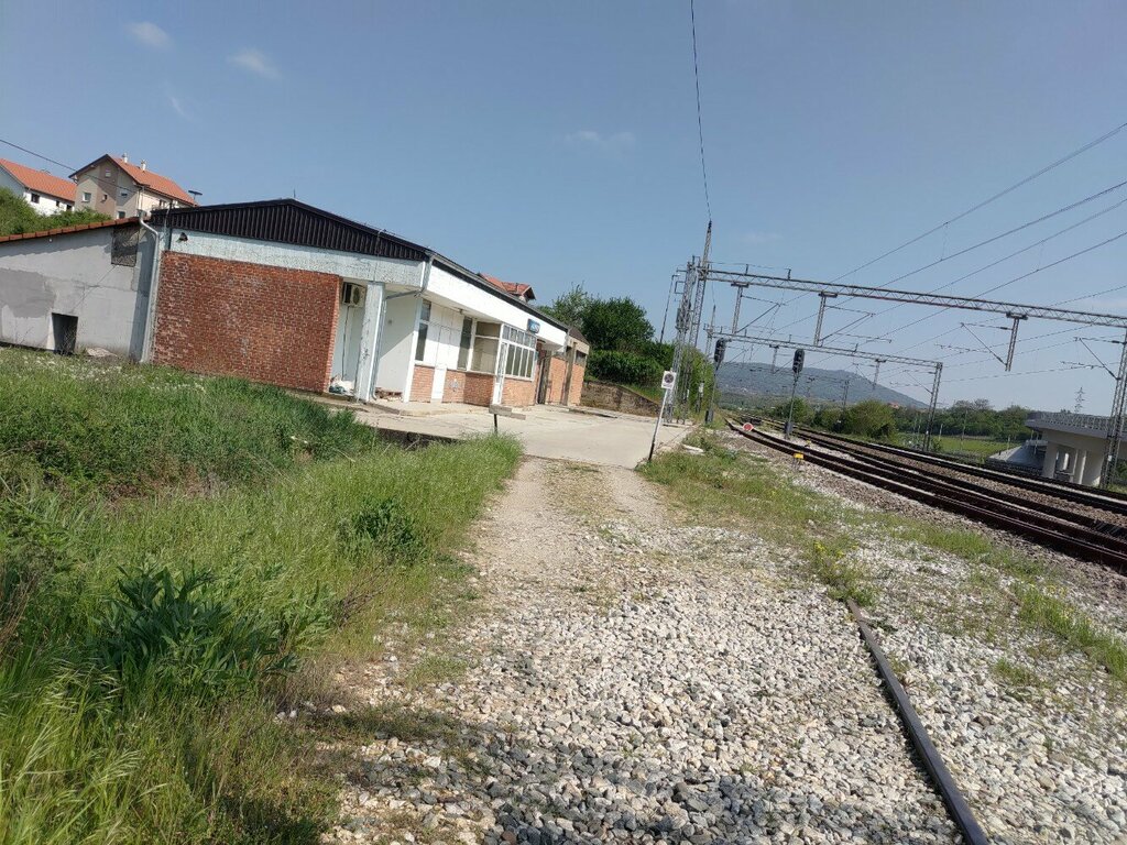 Tren istasyonu Јајинци, Belgrad, foto