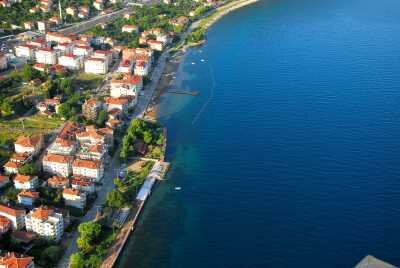 Yüzme havuzları Ereğli Halk Plajı, Karamürsel, foto