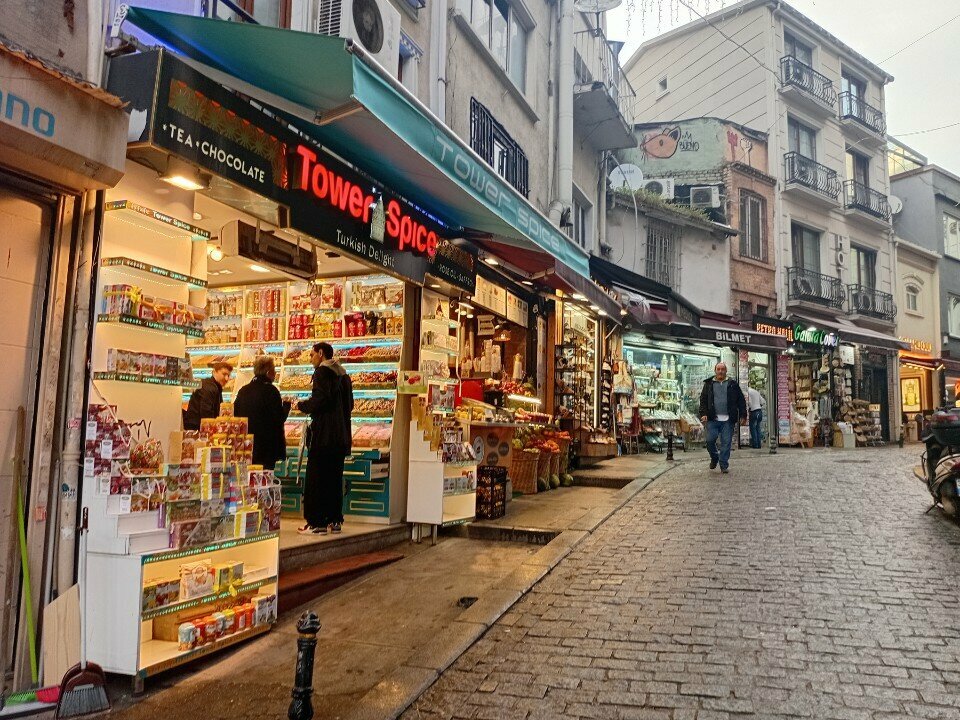 Pasta, şekerleme ve tatlı Tower Spice, İstanbul, foto