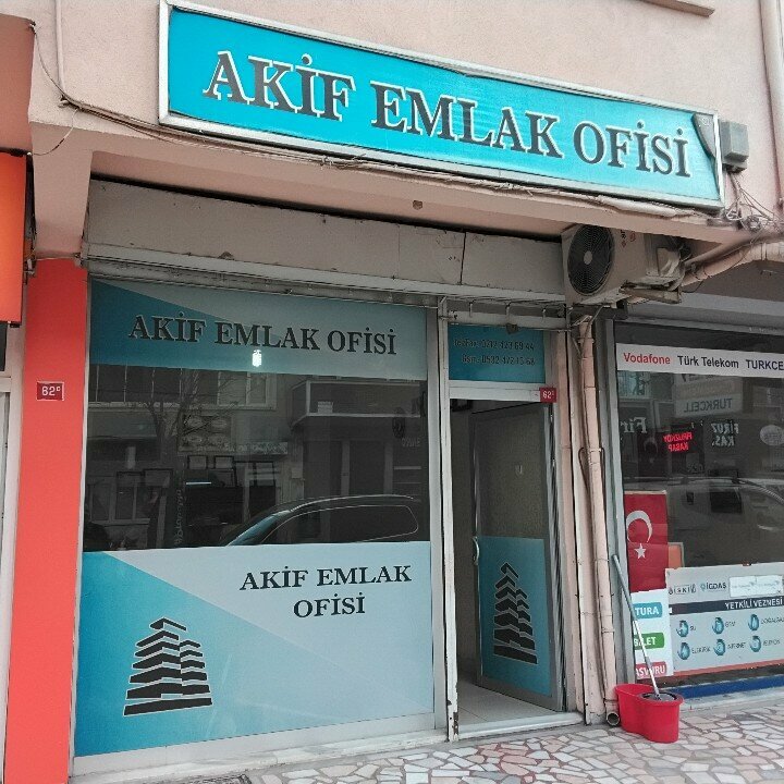 Emlak ofisi Akif Emlak Ofisi, İstanbul, foto