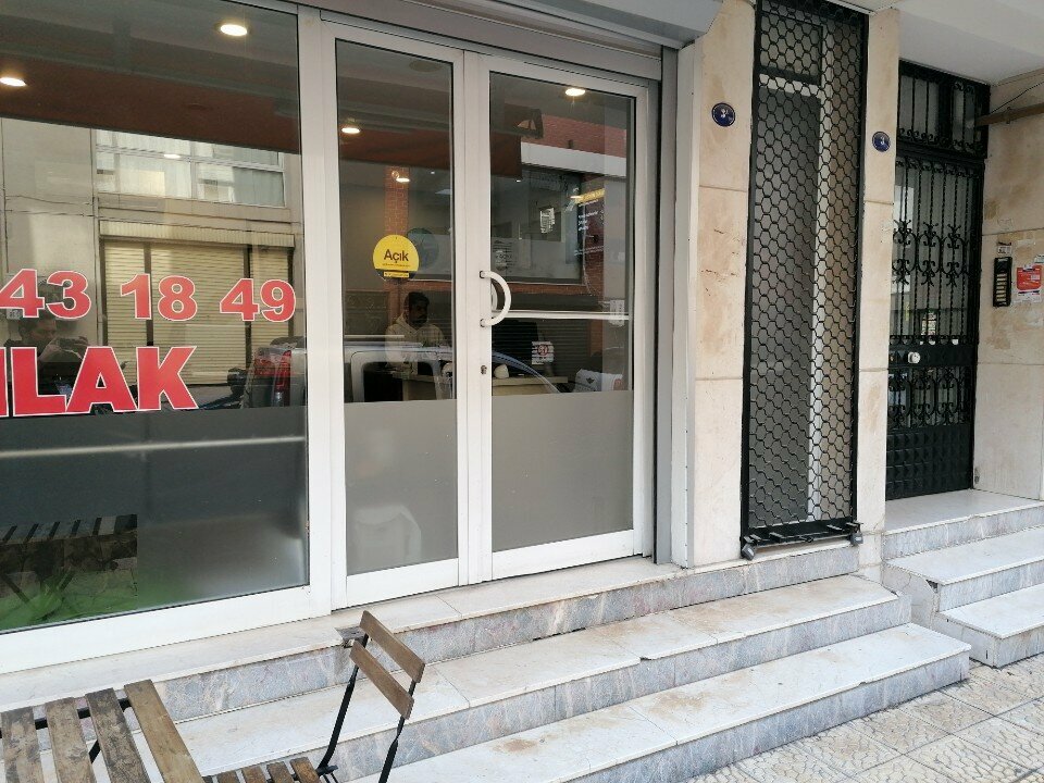 Emlak ofisi Öner Emlak, İzmir, foto