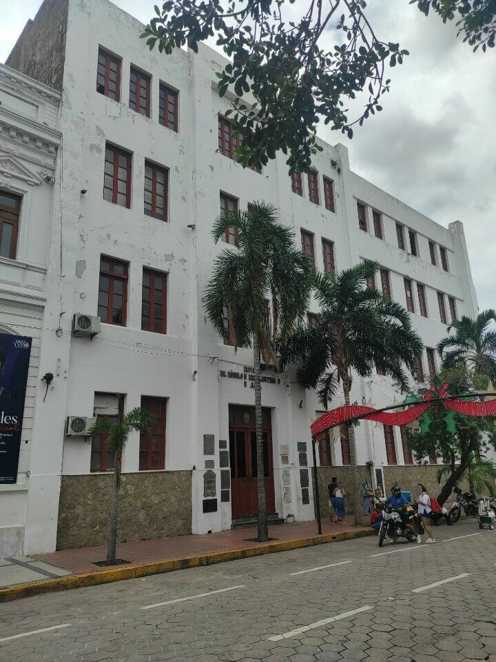 Tiyatrolar University Auditorium Dr. Standing Humberto Caro, Santa‑Krus, foto