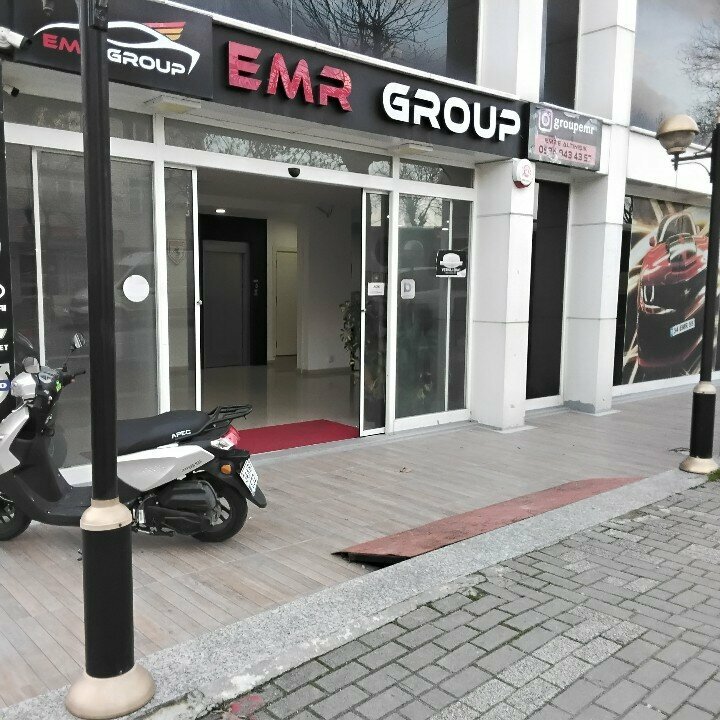 Otomobil satış galerileri Emr Group, İstanbul, foto
