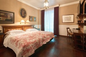 Hotel de la Ville (Viale Regina Margherita No:15, Monza), otel  Monza'dan