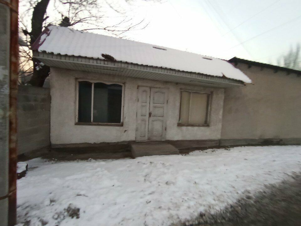 Kuaförler Чач-Тарач парикмахерская, Bişkek, foto