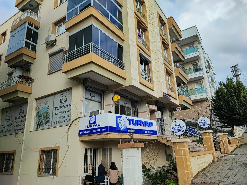 Emlak ofisi Buca Koop Turyap, İzmir, foto