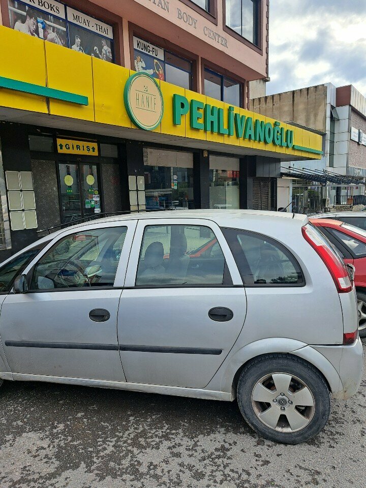 Süpermarket Pehlivanoğlu, İzmir, foto