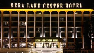 Sera Lake Center Hotel (Trabzon, Akçaabat, İnönü Cad., 20), otel  Akçaabat'tan