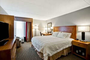 Hampton Inn Norfolk-Naval Base (Virginia, Norfolk, Hampton Boulevard, 8501), otel  Norfolk'tan