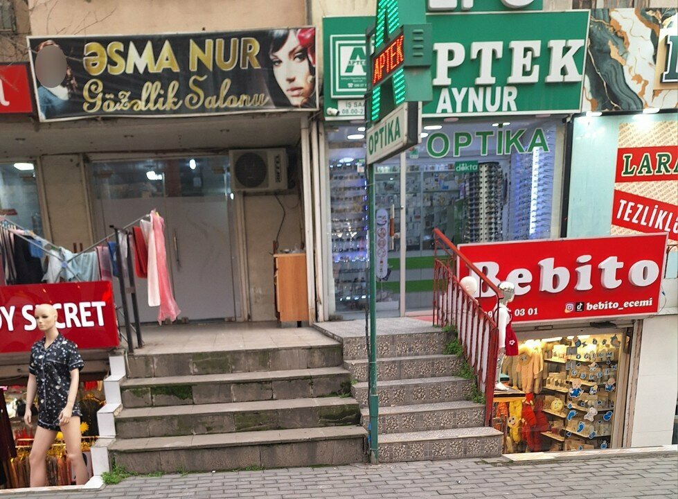 Eczaneler Aptek, Bakü, foto