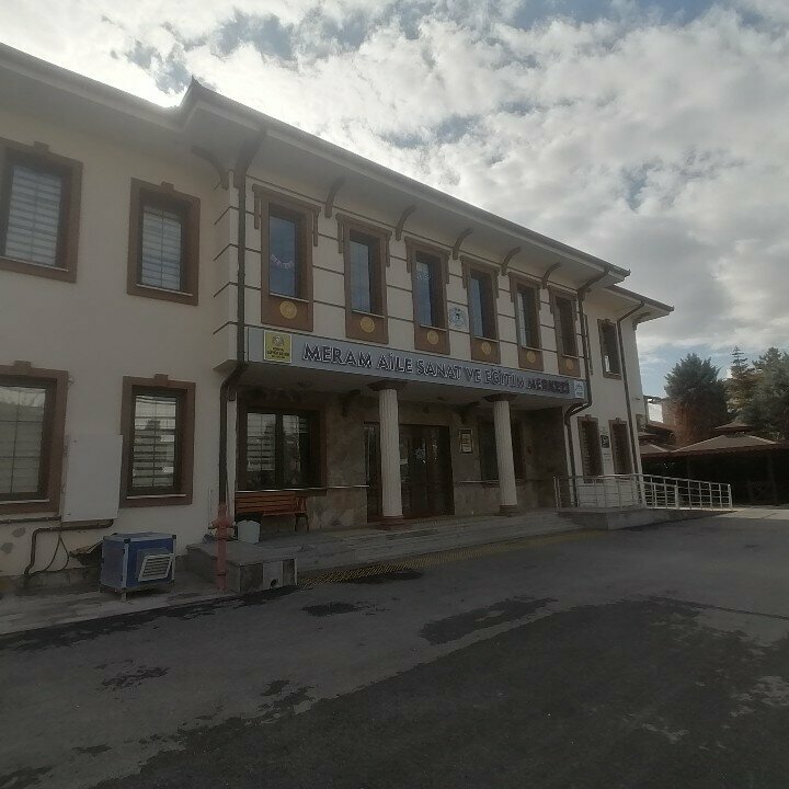 Eğitim merkezleri Meram Aile Sanat ve Eğitim Merkezi, Konya, foto
