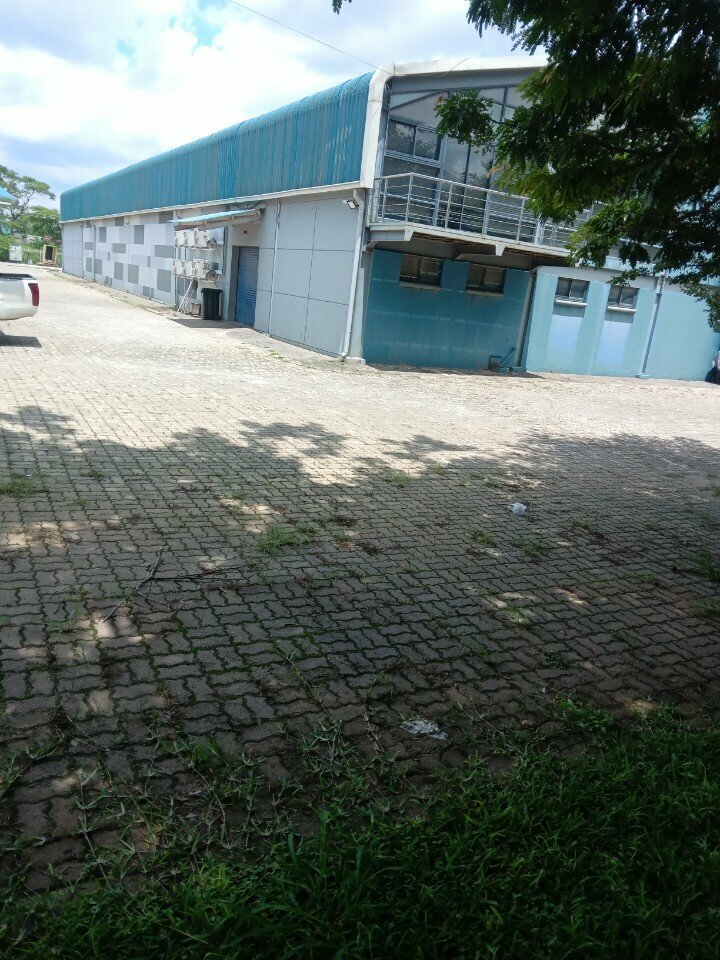 Büyük mağazalar Freddy Hirsch warehouse, Lusaka, foto