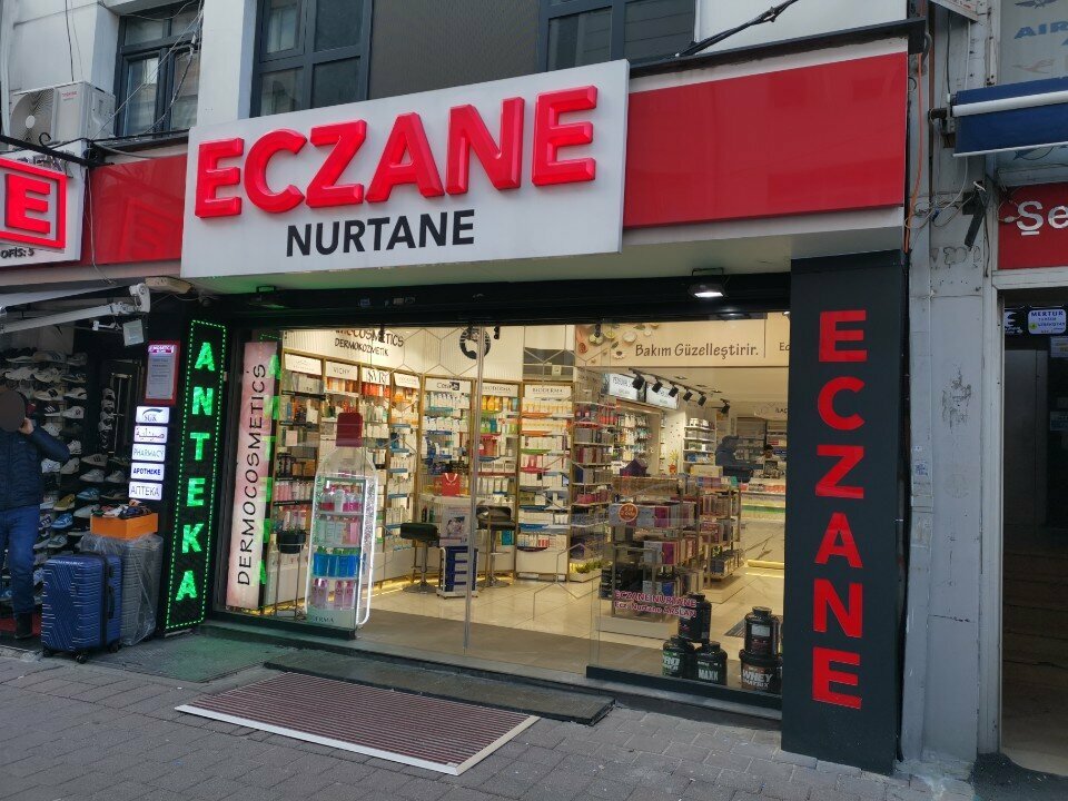 Eczaneler Nurtane Eczanesi, İstanbul, foto
