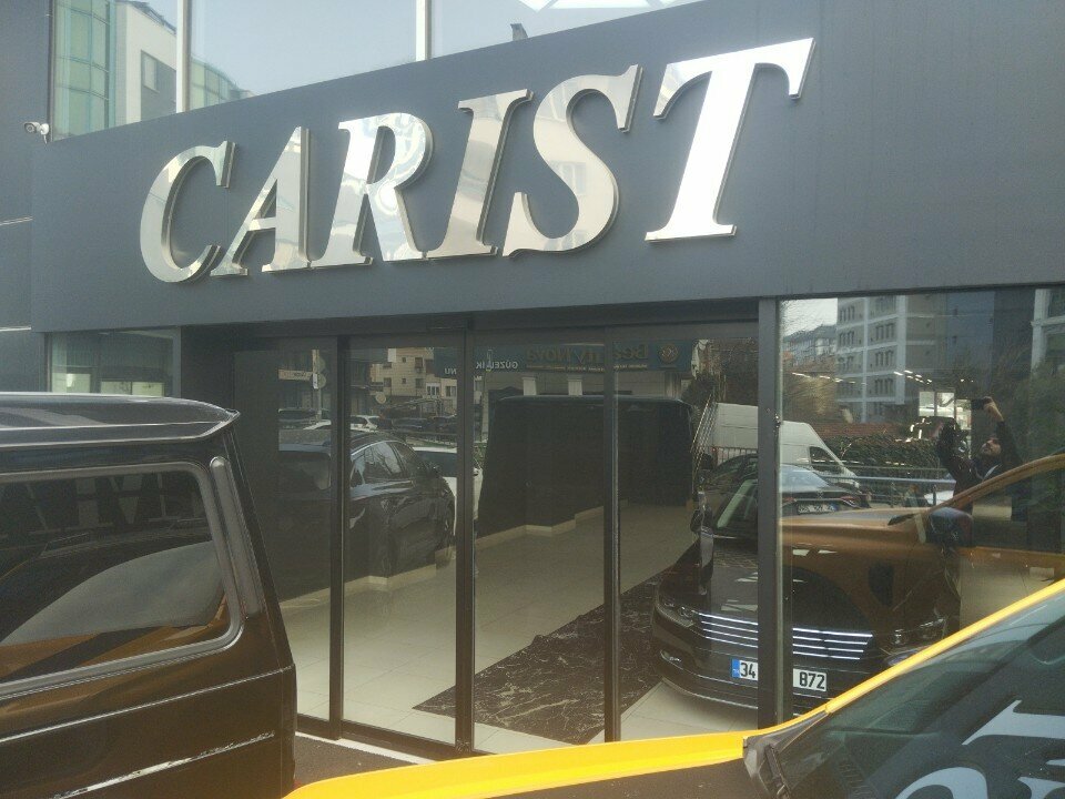 Otomobil satış galerileri Carist, İstanbul, foto