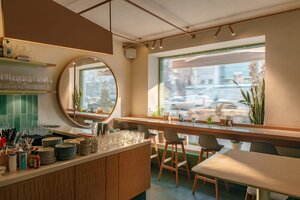 Benedict (Panfilov Street No:111), kafe  Almatı'dan