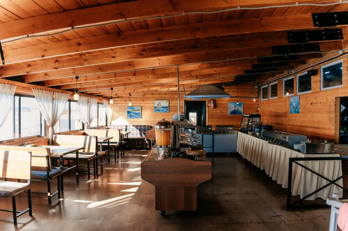 Kafe Fat Shark, Hakasya, foto