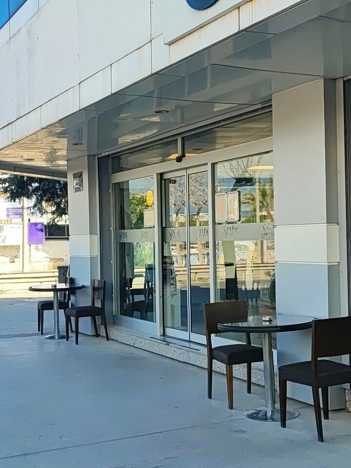 Pasta, şekerleme ve tatlı Sevinç Pastanesi - Gıda Çarşısı Şubesi, İzmir, foto