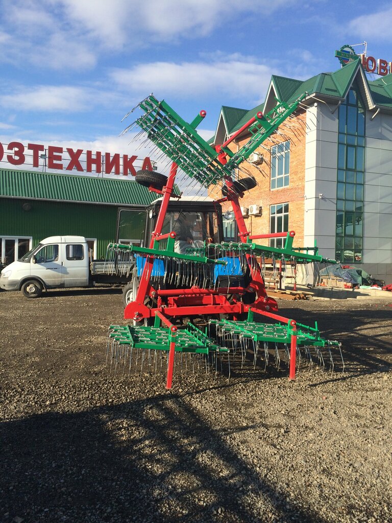 Tarım makineleri, ekipmanlar Firma Yuves, Krasnodar, foto