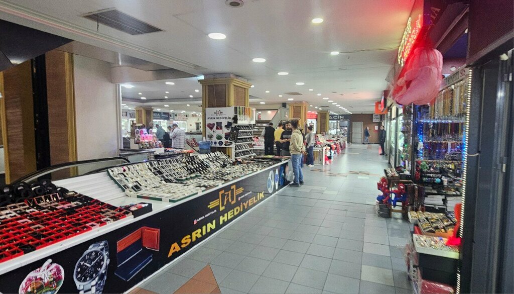Hediyelik eşya mağazaları Asrın Hediyelik, Adana, foto