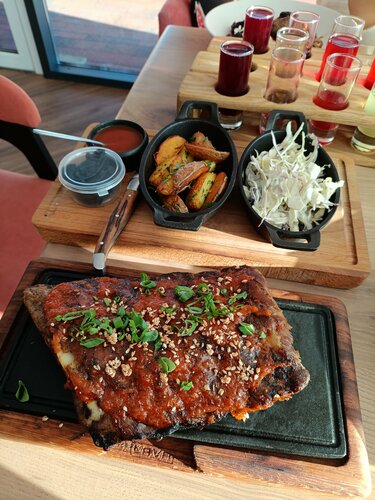 Restoran Rebrabedra, Beloreçensk, foto