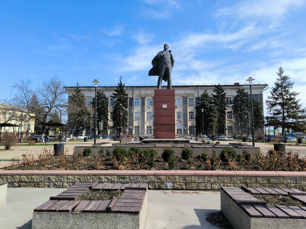 Belediyeler, devlet daireleri Upravleniye Sotsialnoy Zashchity Naseleniya Administratsii g. Novoshakhtinsk, Mu, Novoşahtinsk, foto