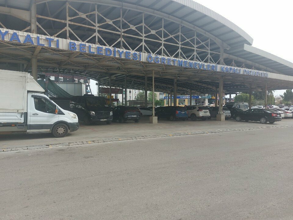 Manavlar Öğretmen Evleri Kapalı Pazar Yeri, Antalya, foto