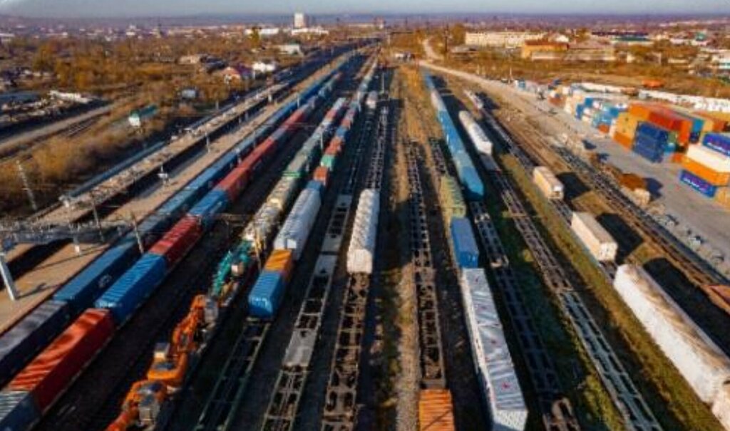 Demiryolu kargo А Терминал, Vladivostok, foto