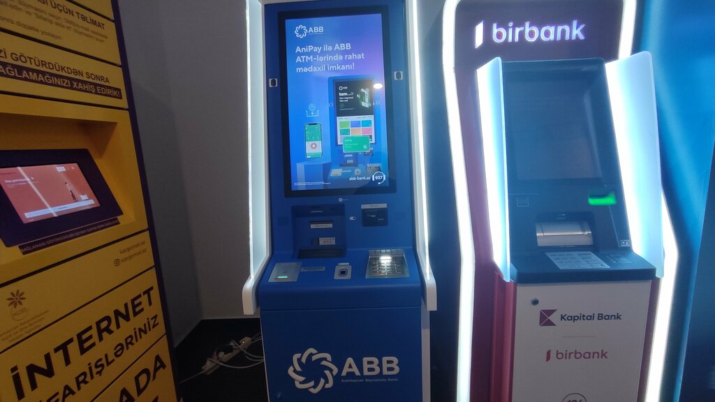 ATM'ler ABB, Bakü, foto