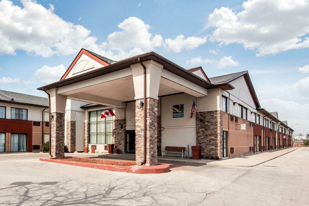Otel Quality Inn & Suites 5585 Ambler Drive Mississauga Ontario, Mississauga, foto