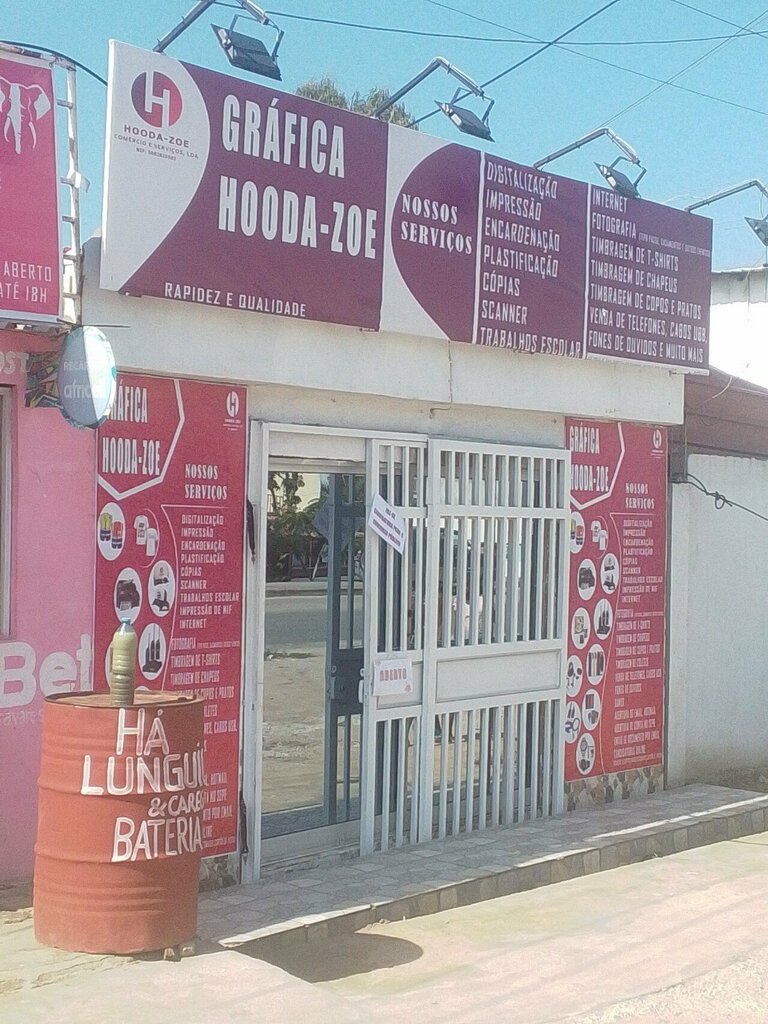 Grafik tasarımcılar Hooda zoe, Loanda, foto