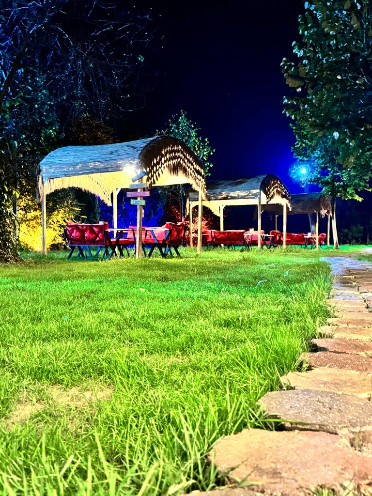 Restoran Gizemli Dere Restoran, Sapanca, foto