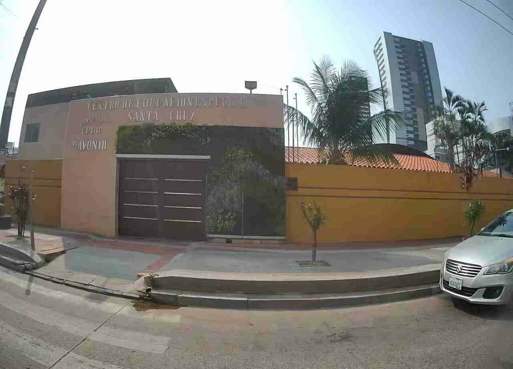 Ortaokul Centró de Educación Especial Santa Crúz Davonid, Santa‑Krus, foto