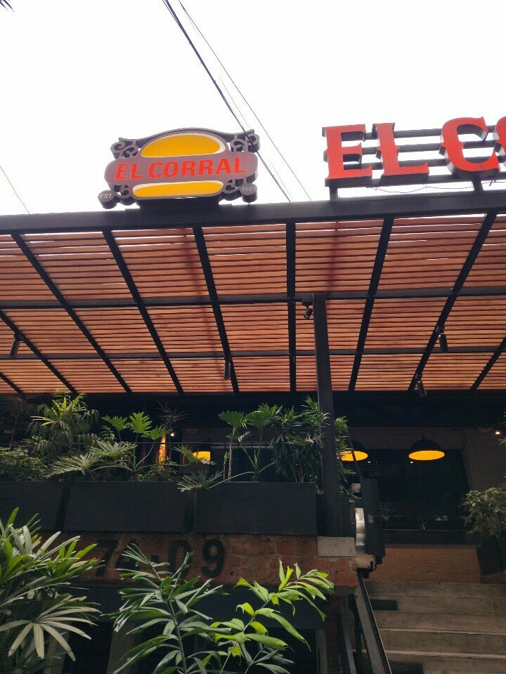 Restoran El Corral - Laureles, Medellin, foto