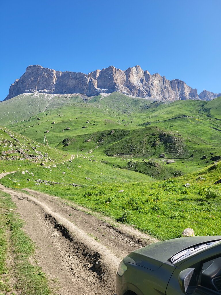 Dağ zirvesi Гора Ак-Кая, Kabardino‑Balkarya, foto