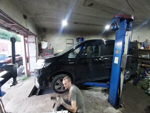 Автосервис (Krasnoselskaya ulitsa No:65/83), otomobil servisi  Vladimir'den