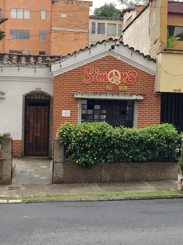 Pizzacılar Simons Pizza&Beer Laureles, Medellin, foto