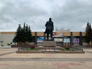 V.I. Lenin (Moscow Region, Krasnoznamensk, Lenina Square), anıt, heykel