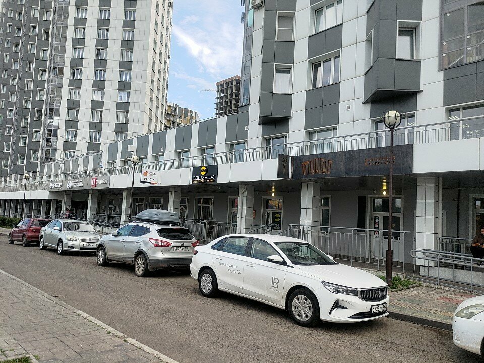 i̇ç mimarlık firmaları Белый квадрат, Krasnoyarsk, foto