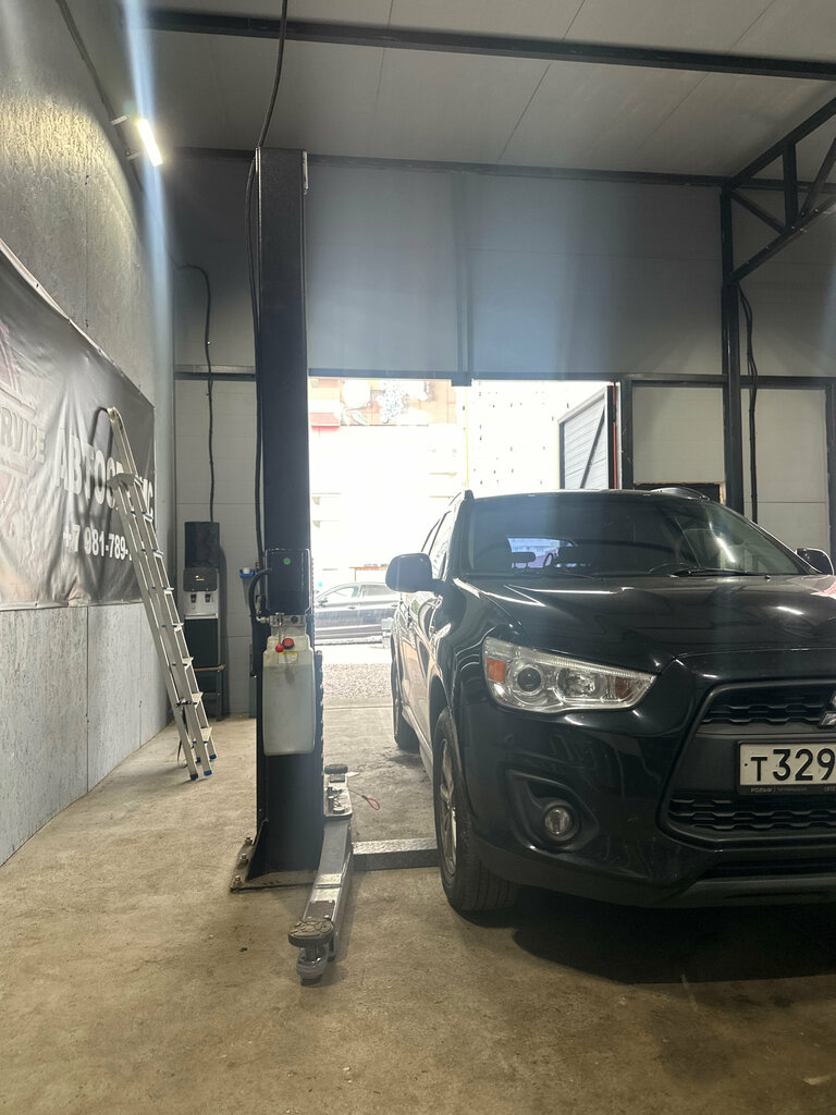 Otomobil servisi Jit Car Service, Saint‑Petersburg, foto