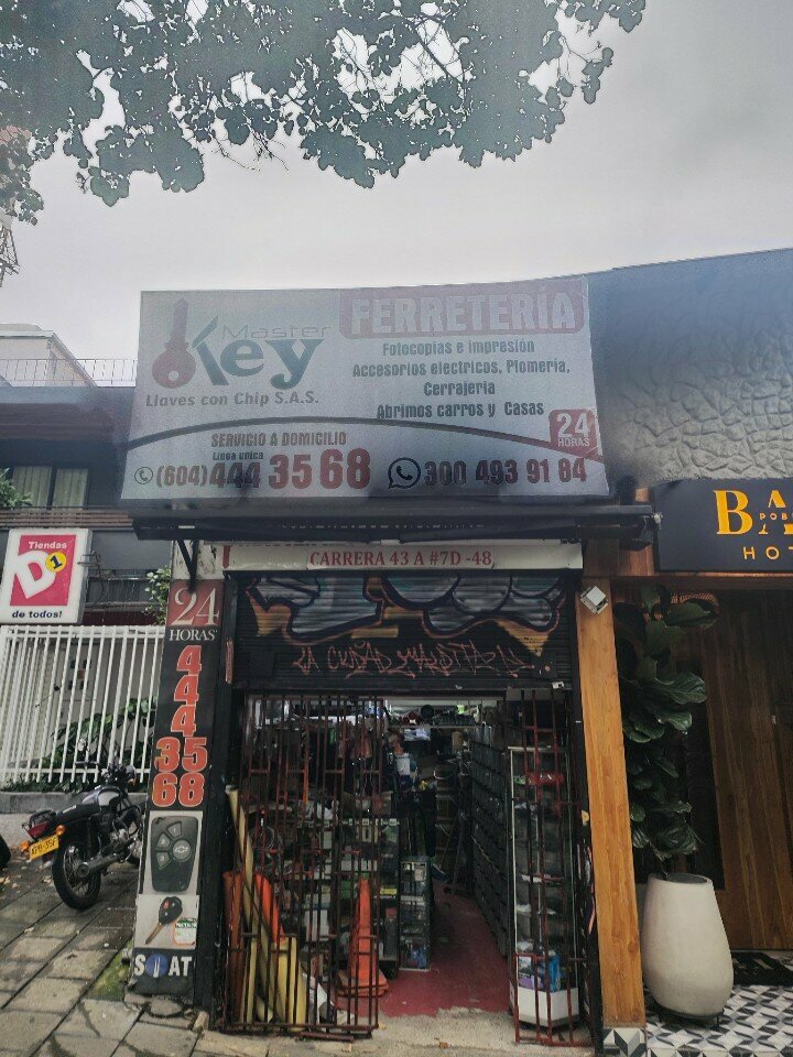 Metal eşya tamircileri Master key Llaves Con Chip S. A. s, Medellin, foto