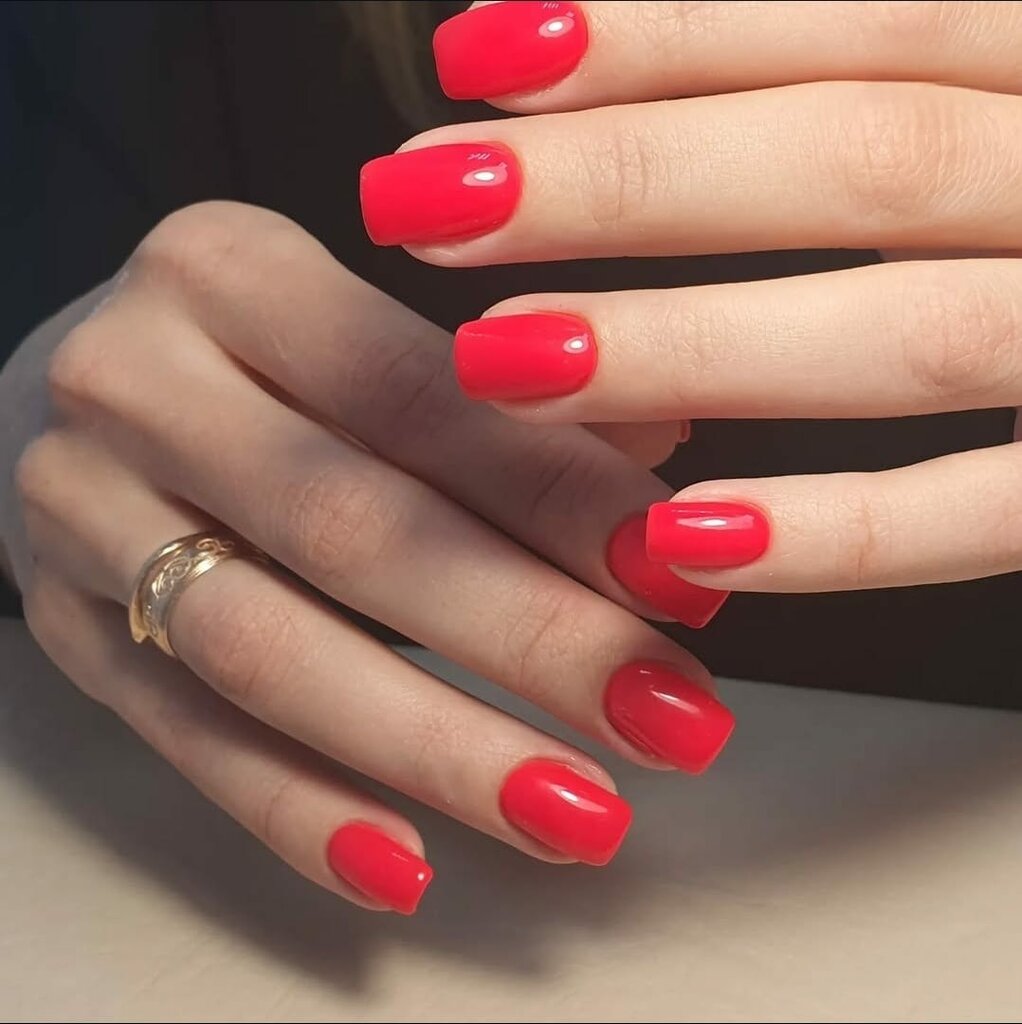 Manikür-pedikür Nails studio Anna, Lobnia, foto