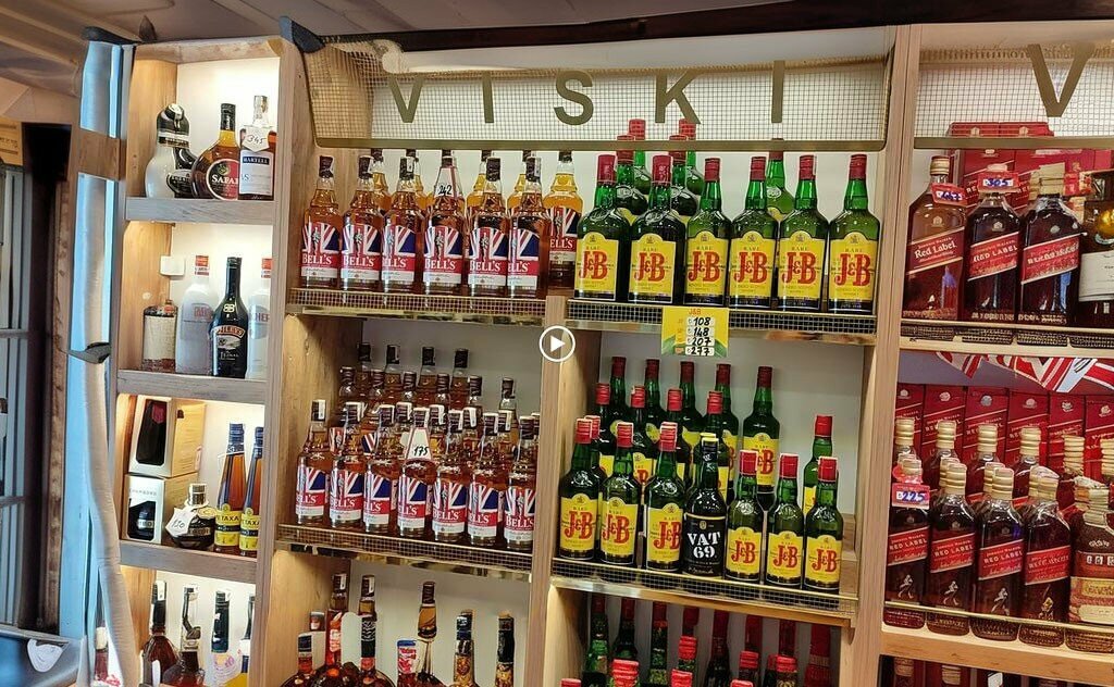 Alkollü içecekler Tezcan Tekel, Tire, foto