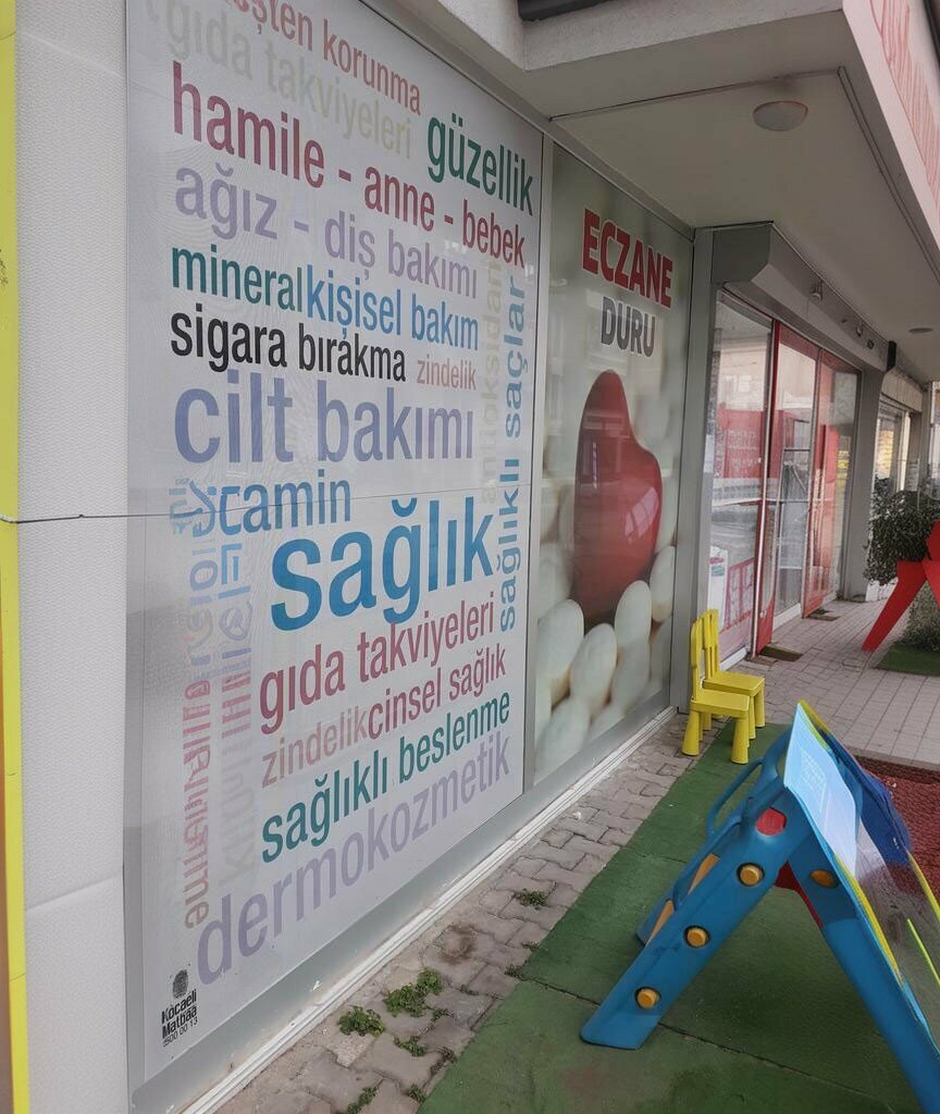 Eczaneler Duru Eczanesi, Körfez, foto