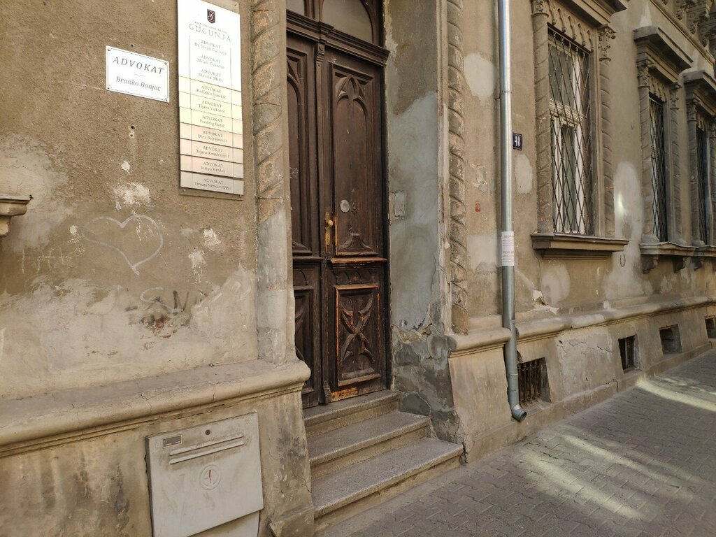 Avukatlar Адвокат, Novi Sad, foto