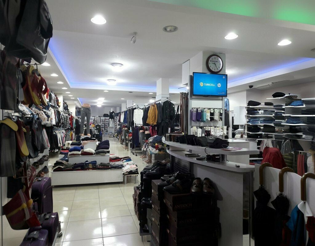 Giyim mağazası Sümerbank, Demre, foto