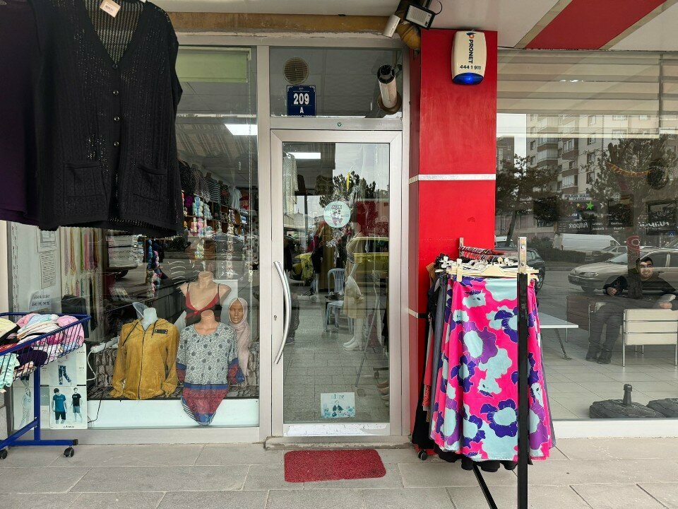 Giyim mağazası Bengü Tuhafiye, Ankara, foto