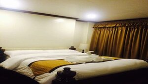 F8 Bed and Breakfast (Calabarzon, Calamba - Tagaytay Road), otel